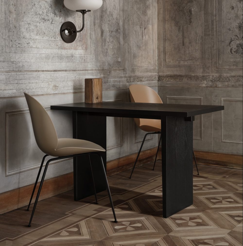 Stol Spisebordsstol Beetle GamFratesi Gubi plast skal stålstel - Indbo ...