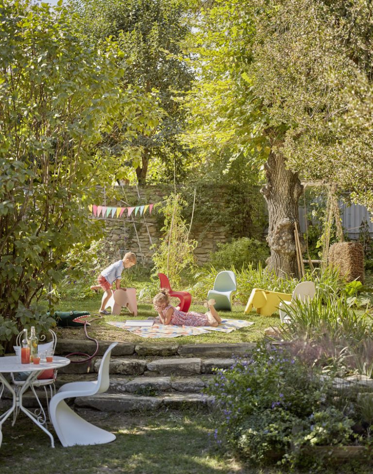 Elefant Charles & Ray Eames Vitra polypropylen krydsfinér - Indbo Møbler